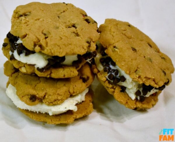 Healthy PB Cookie Ice Cream Sandwich - That Fit Fam