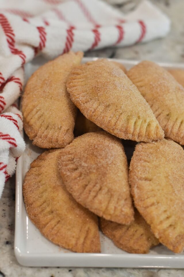 How to make empanada dough (easy homemade recipe) - That Fit Fam